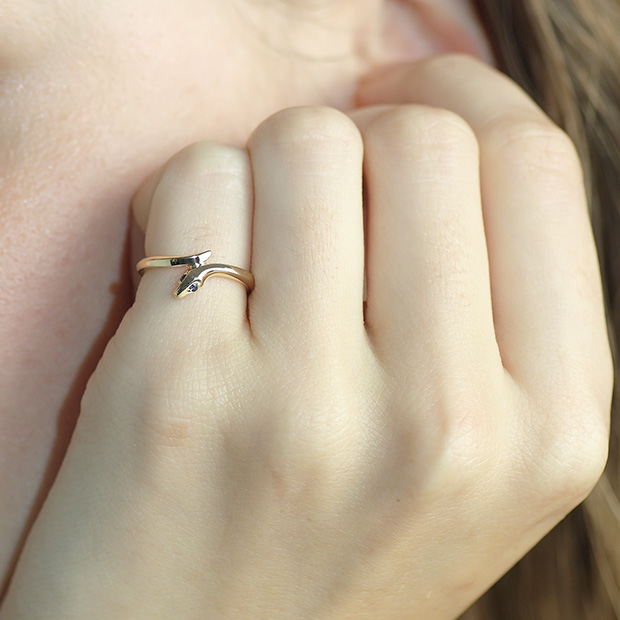 PYTHON KNOT | STAR JEWELRY台灣-日本首席時尚輕珠寶